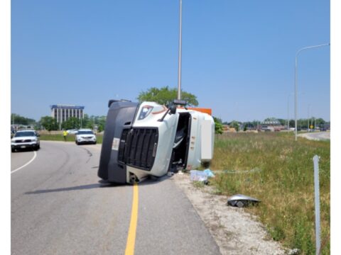 Tractor Trailer Rollover Recovery on I-90 | O'Hare Towing Service ...